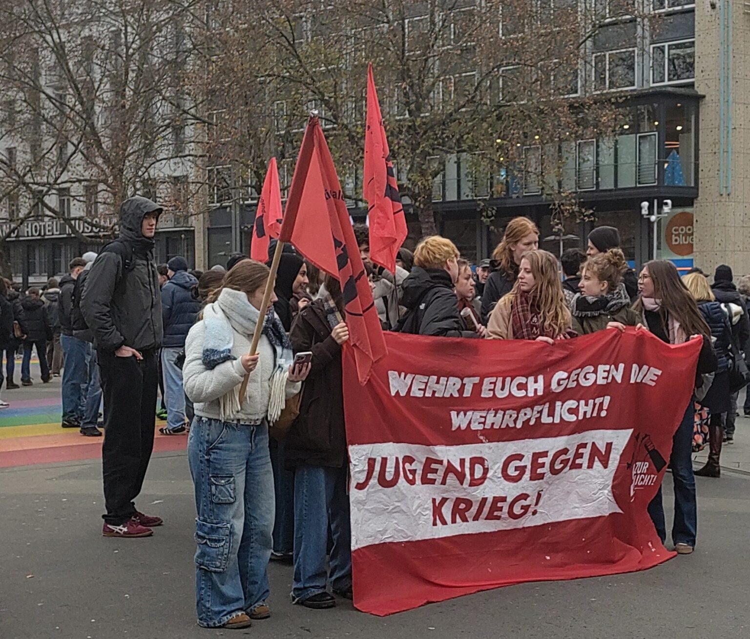 Little-noticed new law now requires German men under 45 to get military ...